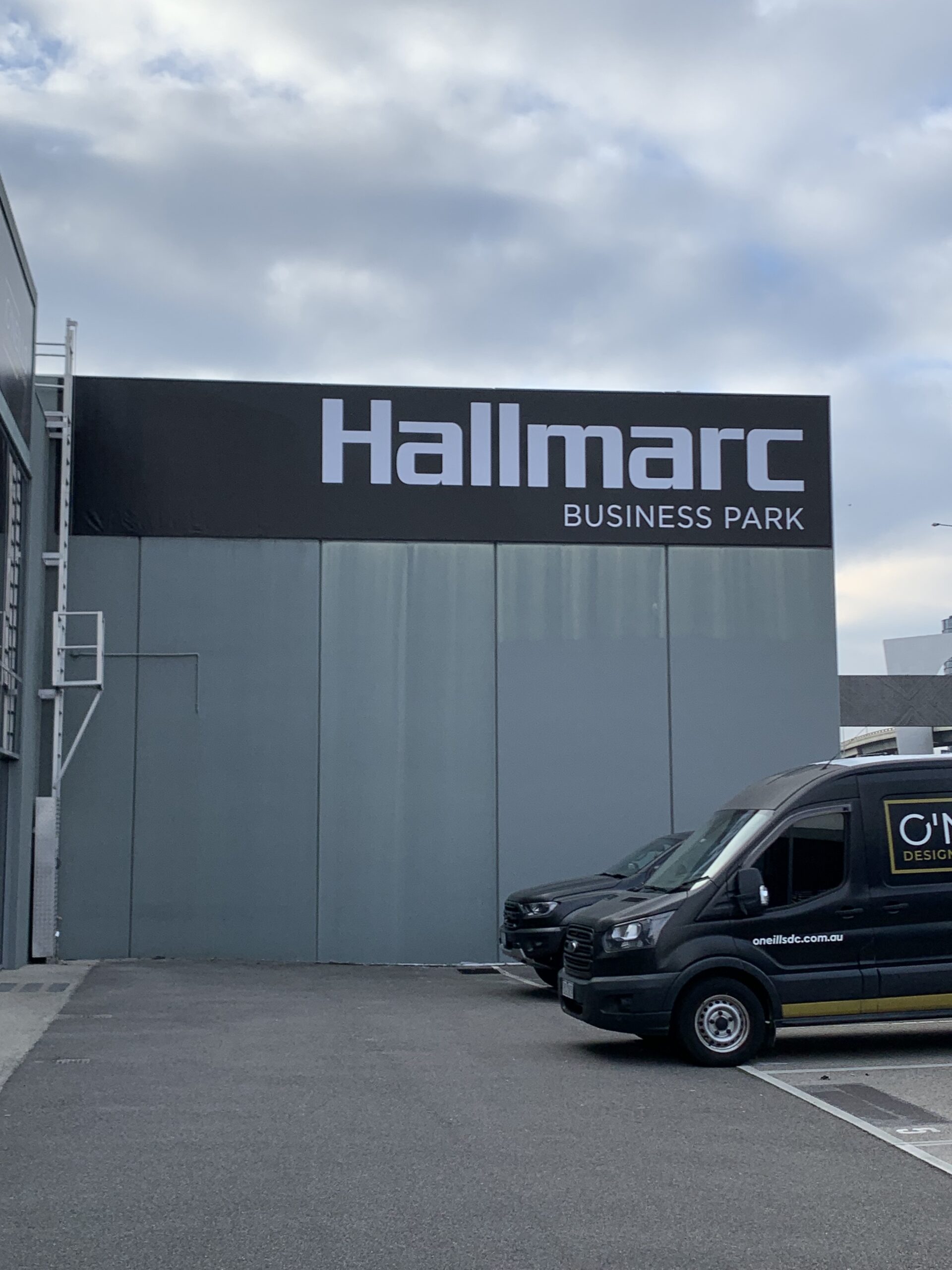 Hallmark Business Centre | Archer Signs